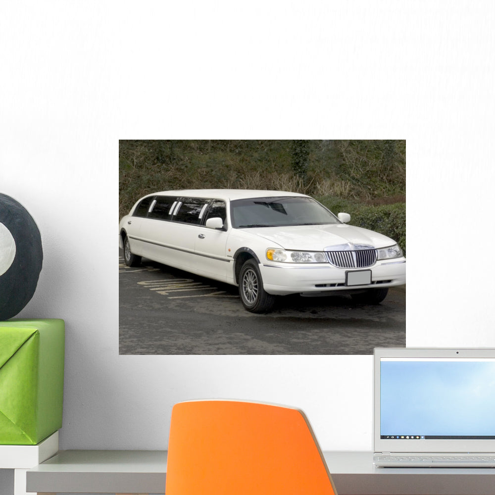 Stretch Limo Wall Decal - WallMonkeys.com – Wallmonkeys