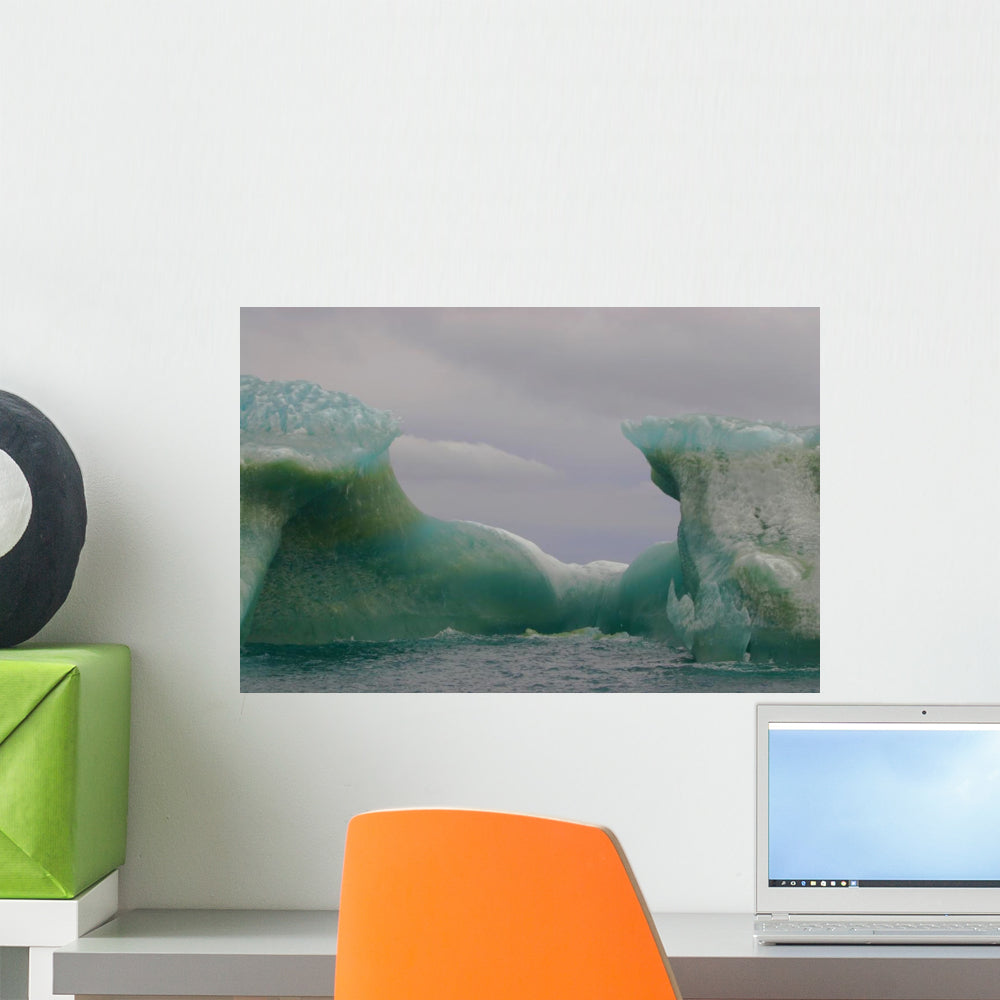 Green Iceberg Wall Mural – Wallmonkeys