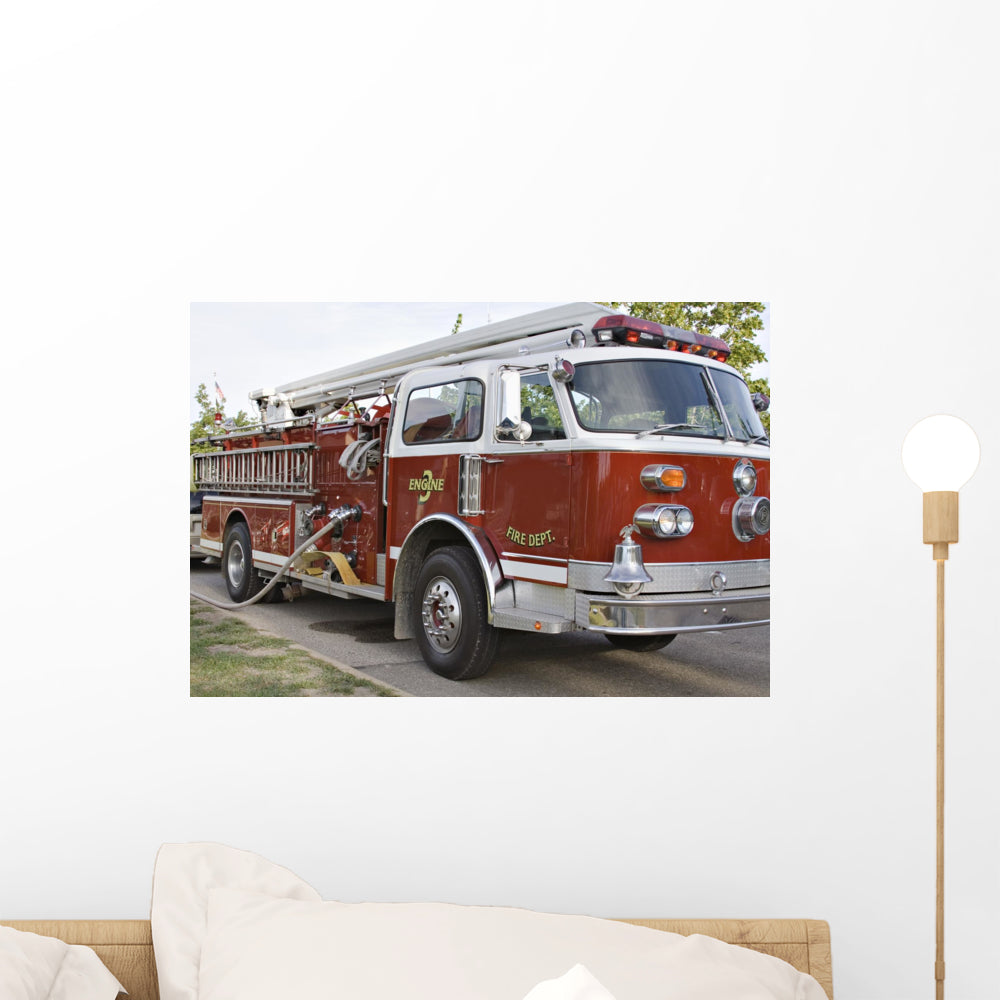 Big Red Firetruck Wall Mural – Wallmonkeys