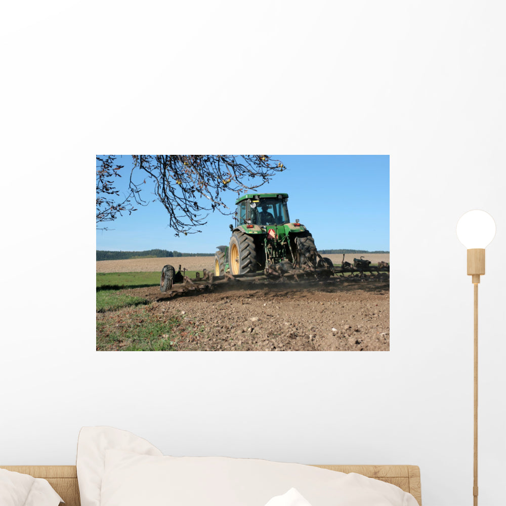 Tractor 29 Wall Mural – Wallmonkeys