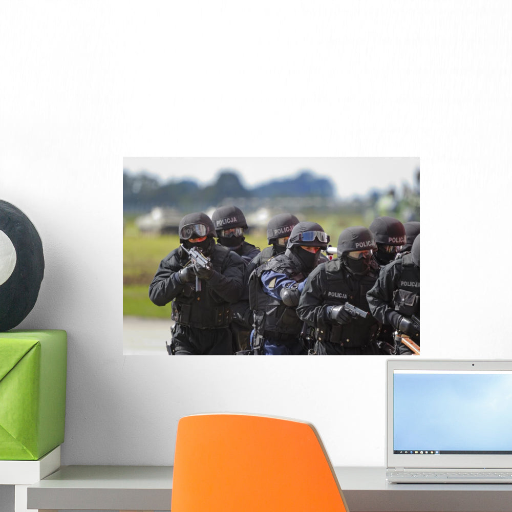 Swat Commando Wall Mural – Wallmonkeys