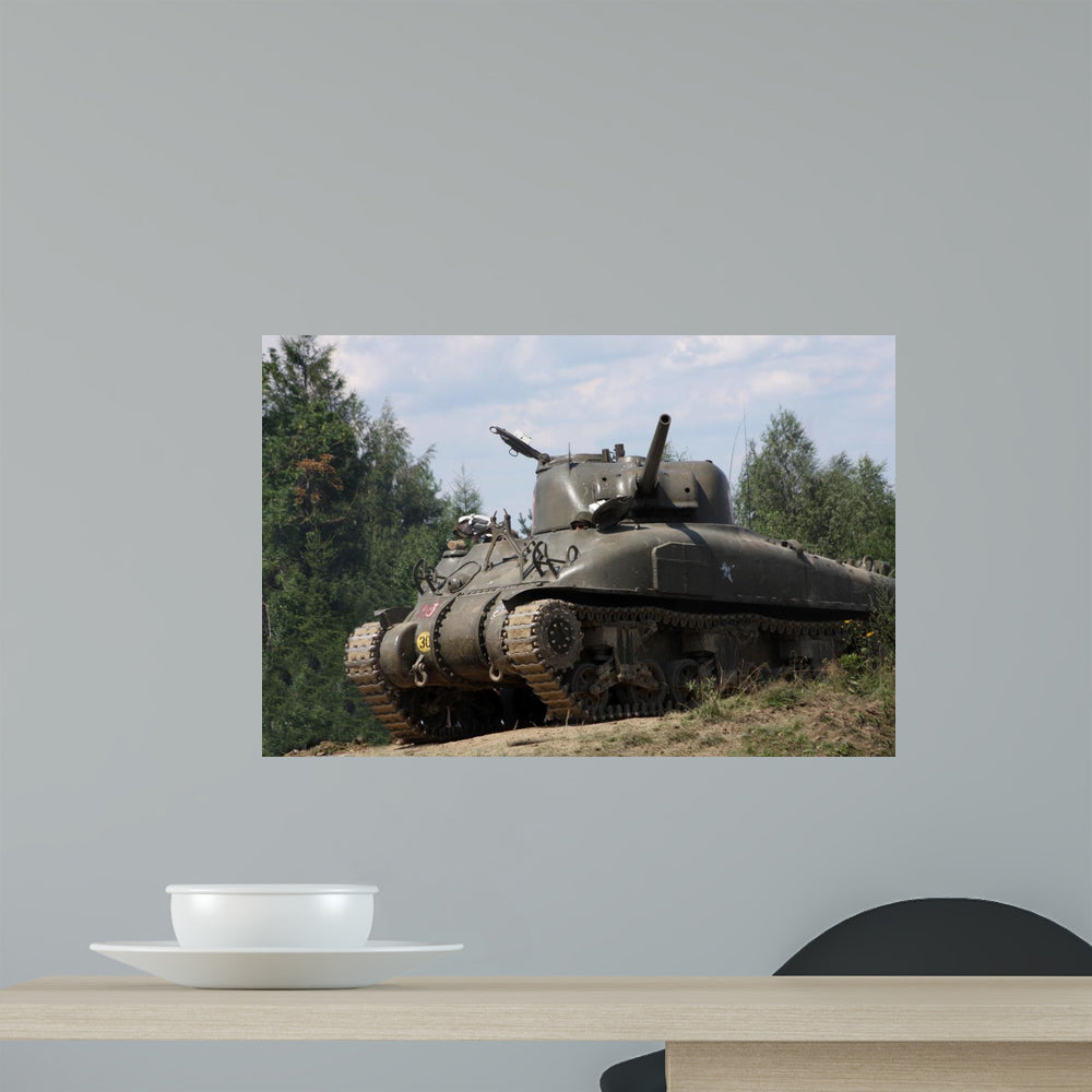 M4a1 Sherman Tank Ww Wall Decal - WallMonkeys.com – Wallmonkeys
