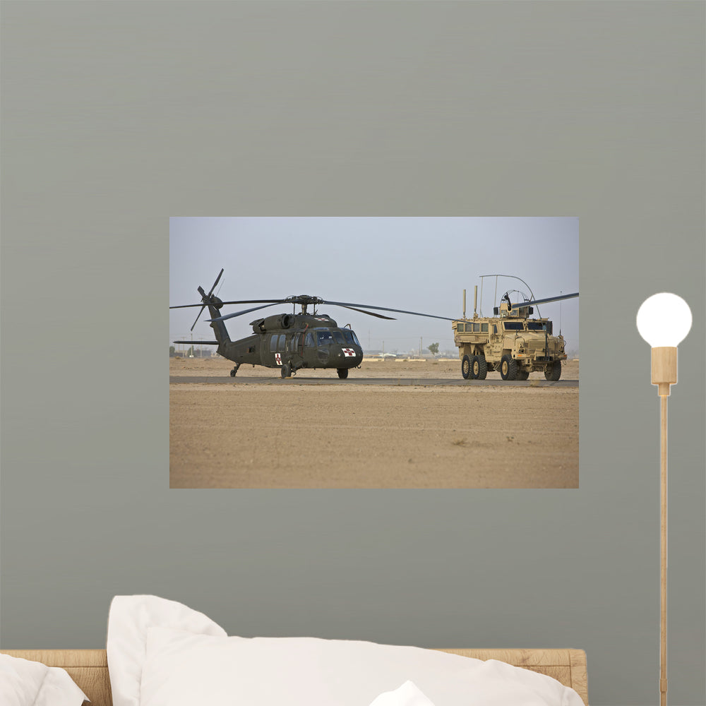 Uh-60 Black Hawk Medevac Wall Decal - WallMonkeys.com – Wallmonkeys